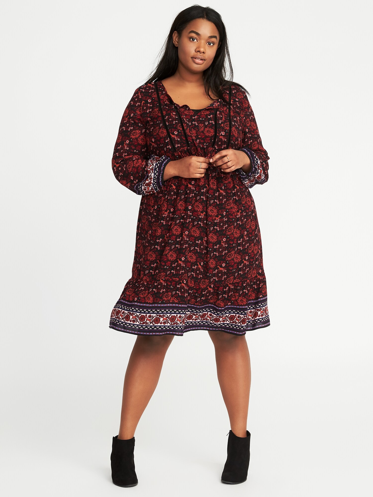 Plus-Size Tie-Waist Swing Dress | Old Navy