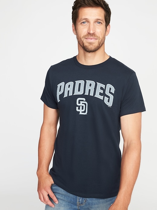 MLB® Team Graphic Tee for Men | Old Navy