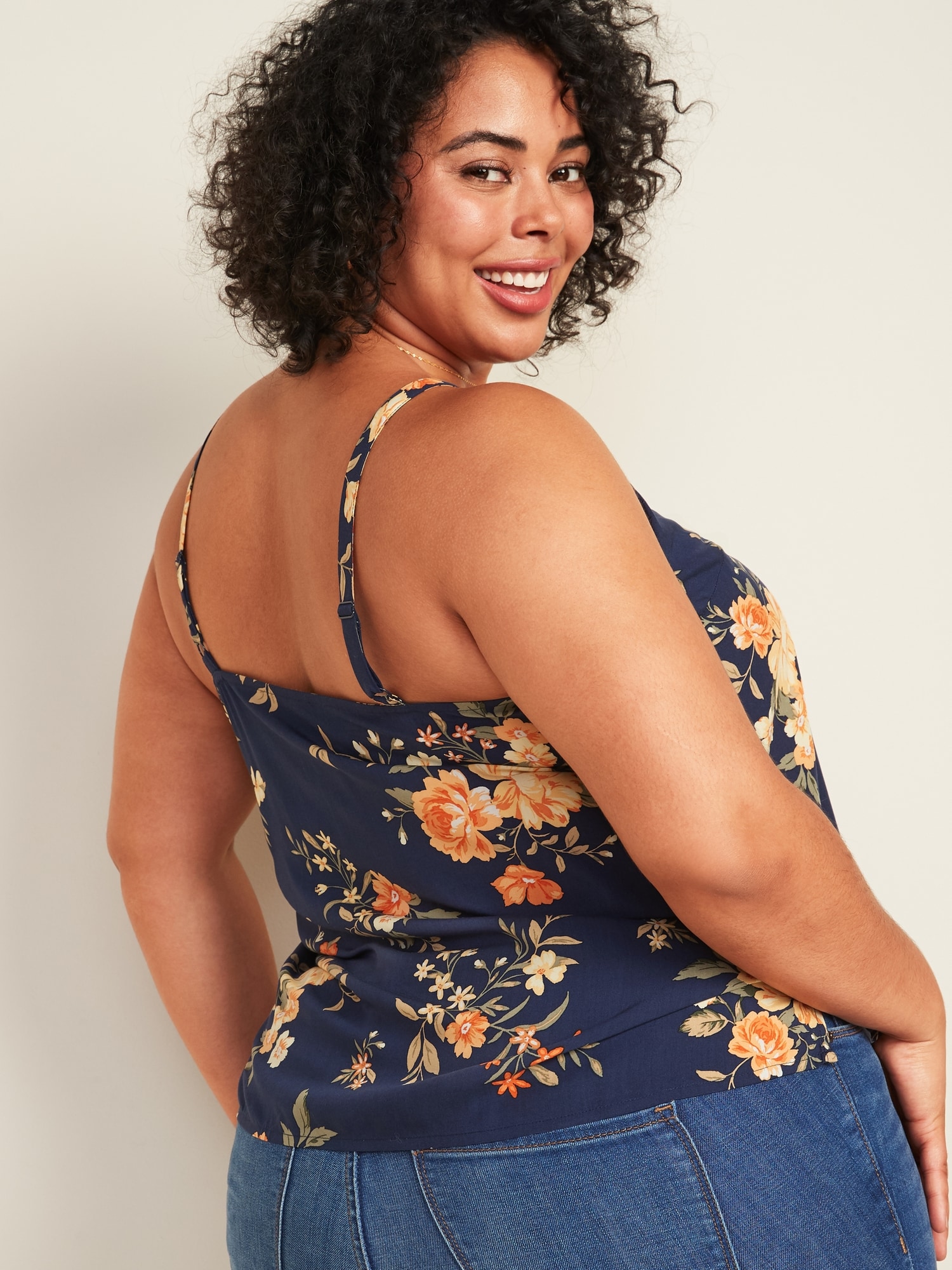 Scalloped-Edge Plus-Size Cami | Old Navy