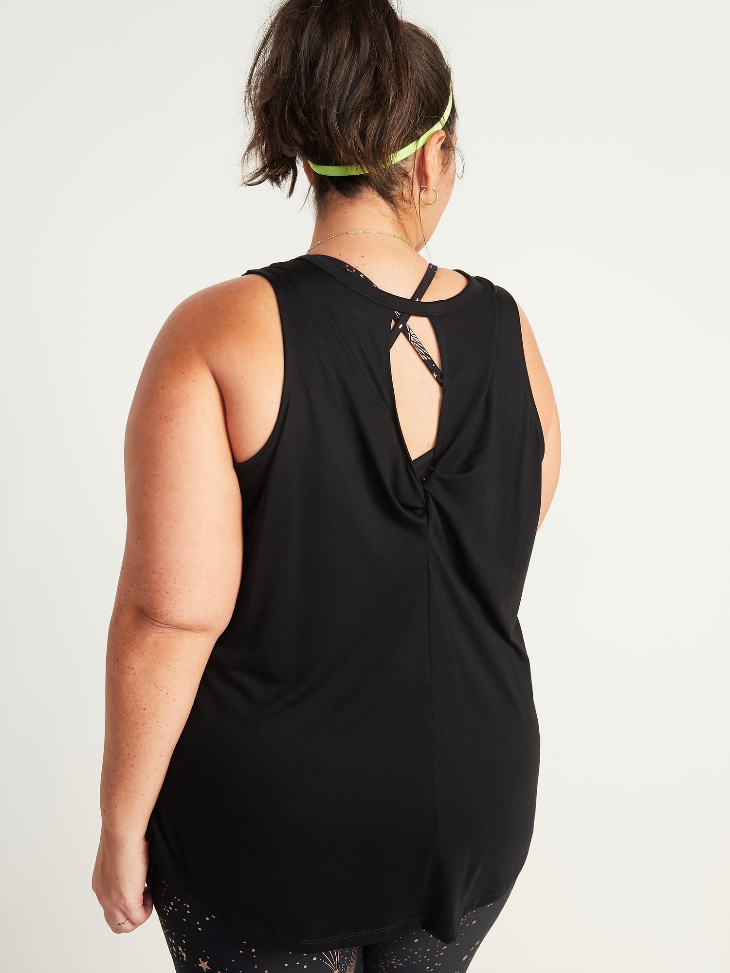 UltraLite Twist-Back Plus-Size Tank Top | Old Navy